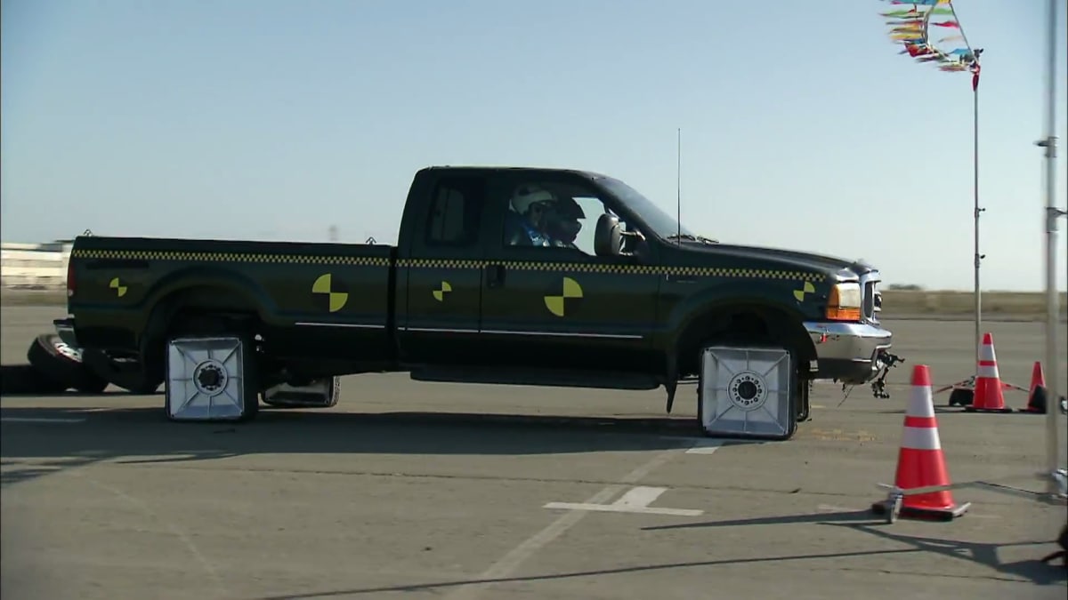 Square Wheels | MythBusters