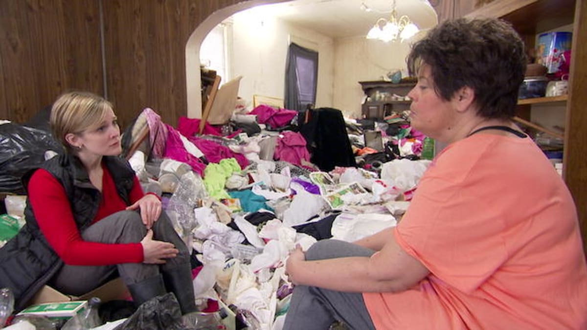 Buried Alive: How It All Started - Hoarding: Buried Alive | Discovery Life