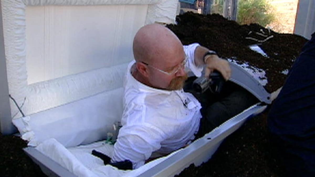 Buried Alive MiniMyth - MythBusters | Discovery