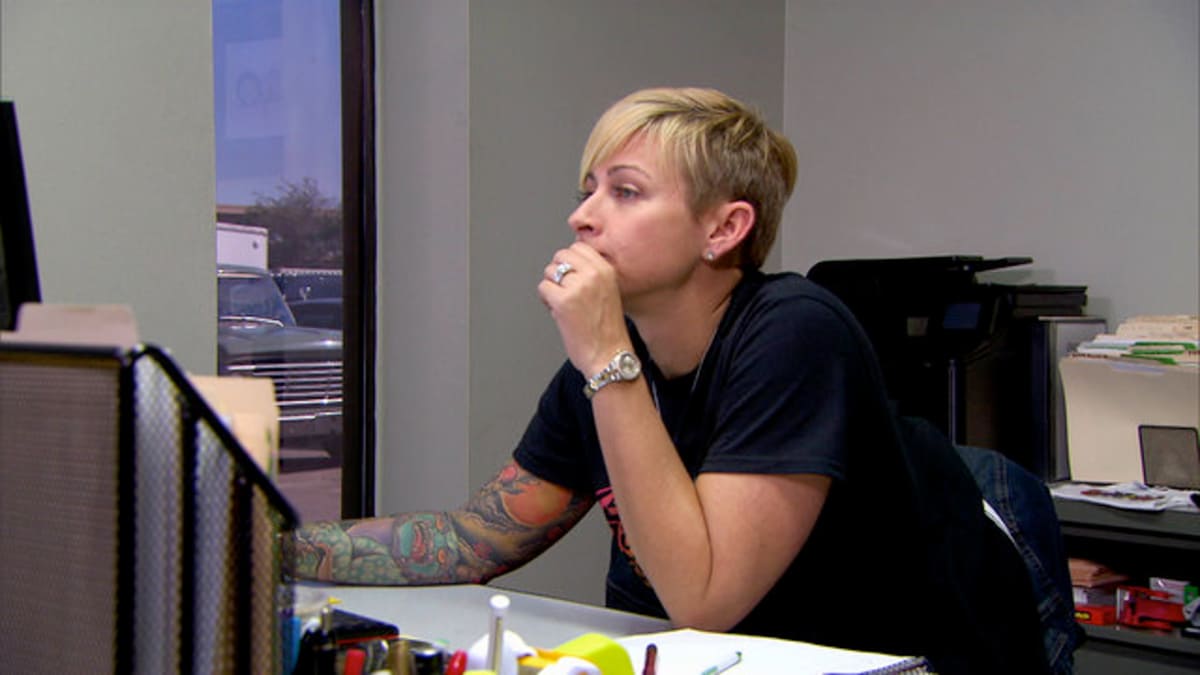 Christie Tracks Down the Hoff - Fast N' Loud | Discovery