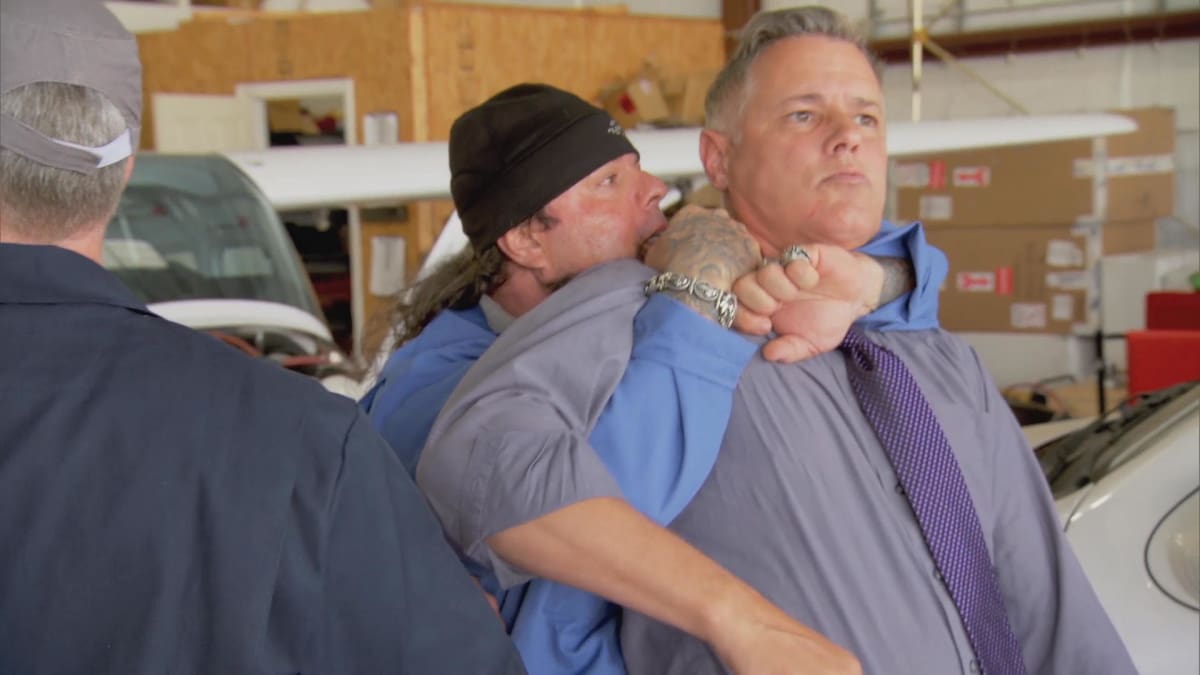 The Element of Surprise - Airplane Repo | Discovery