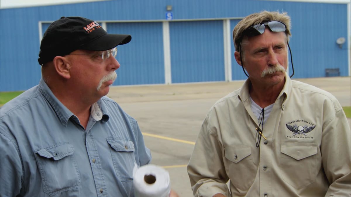 Kevin's Cover Story - Airplane Repo | Discovery