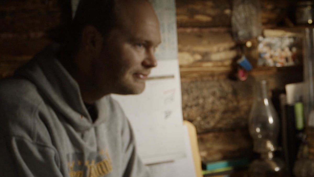 The Selden Family Sends Gag Gifts to Tyler and Ashley - The Last ...