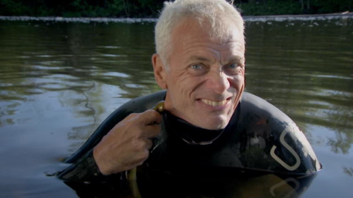 Vampires of the Deep - How to Catch a Lamprey - River Monsters | Animal ...