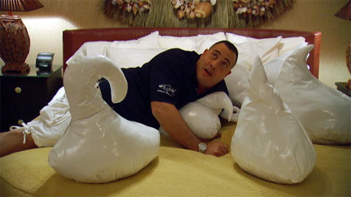 Heather and Agnes Pull Pranks on the Boys! - Tanked | Animal Planet