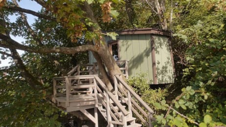 Behind the Build: The Coolest Treehouse Ever Built - Treehouse Masters ...