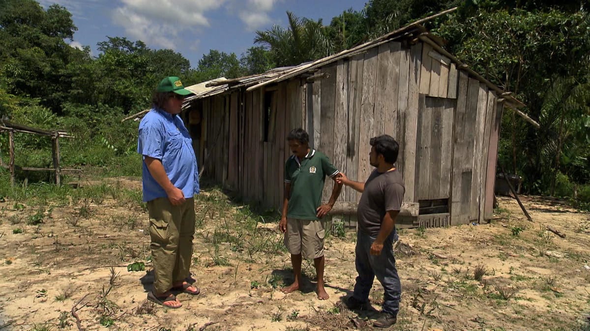 Bobo Gets News of a Recent Mapinguari Sighting - Finding Bigfoot ...