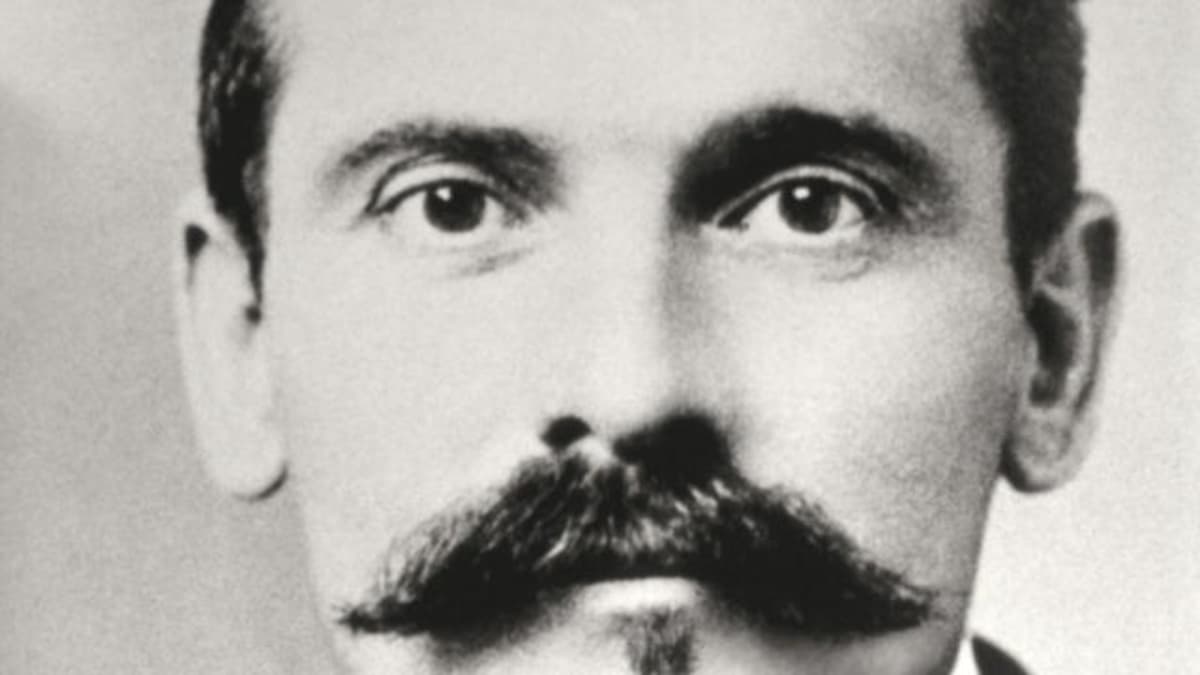 Doc Holliday, the Dentist With a Death Wish - Gunslingers | AHC