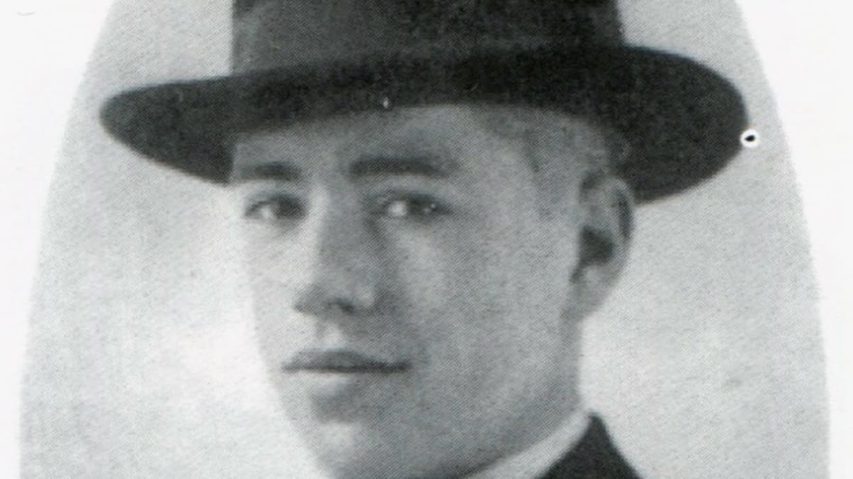 Billy Hill Leaves His Mark on the London Underworld - Wartime Crime | AHC