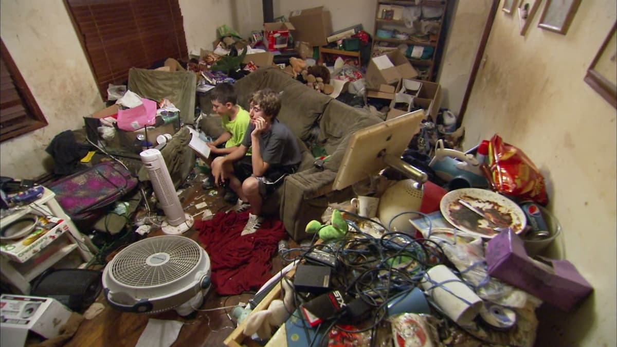 You're Not Taking My Kids | Hoarding: Buried Alive On Discovery Life