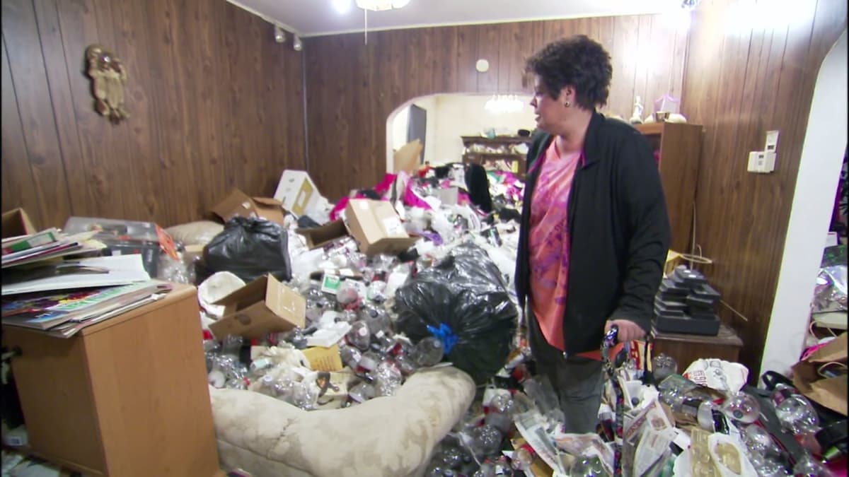 Leading a Double Life | Hoarding: Buried Alive On Discovery Life