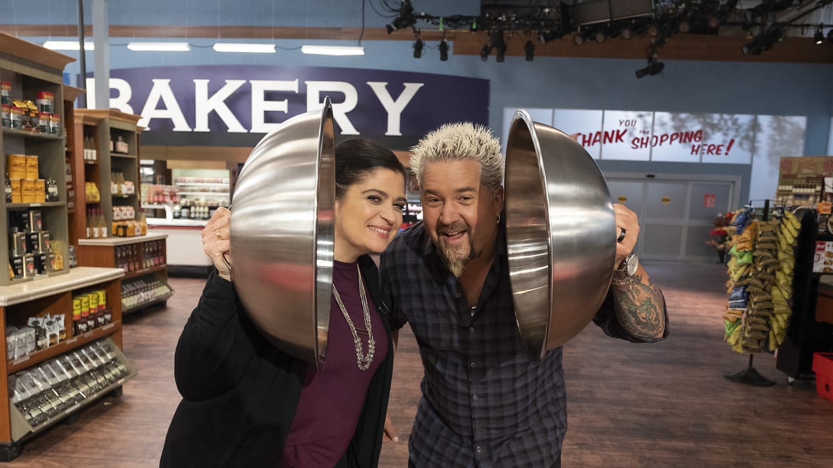 GGG Iron Chef Challenge | Guy's Grocery Games