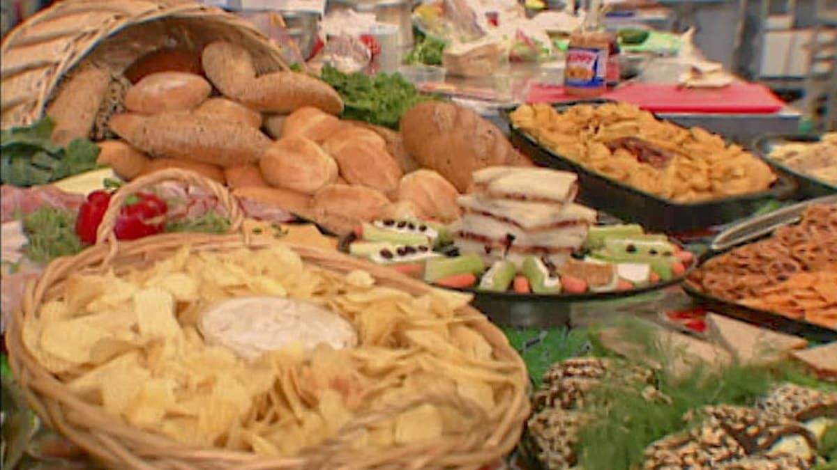 Party Snacks Unwrapped | Unwrapped