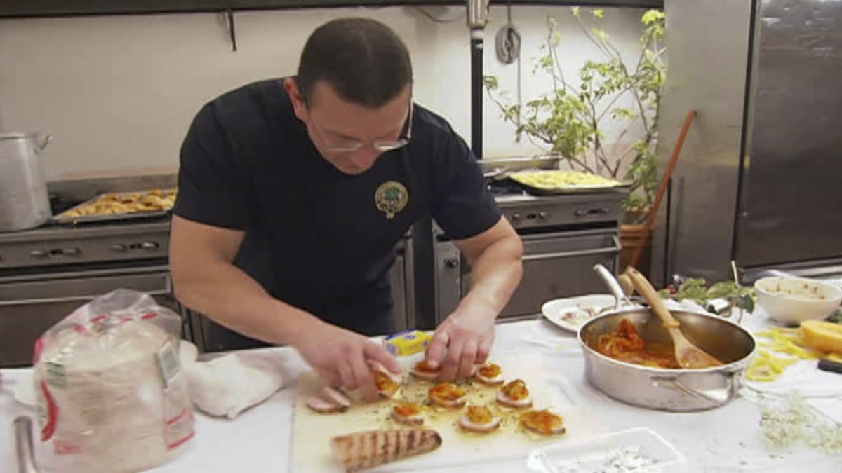 Premiere: Impossible | Dinner: Impossible